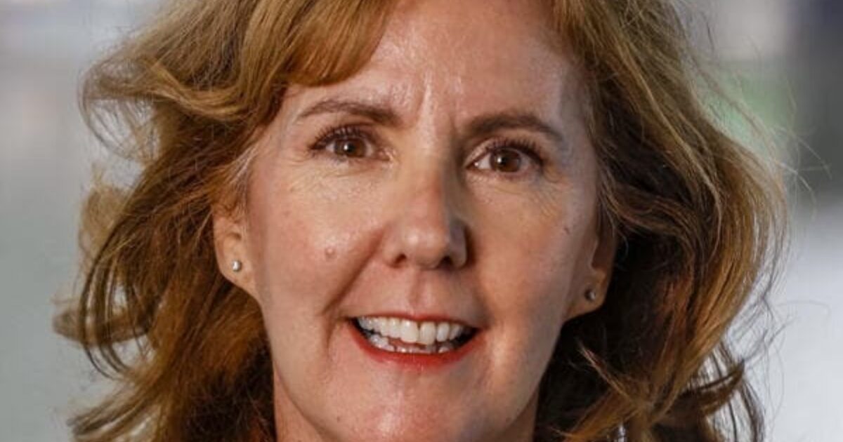 Áine Smith | Beauchamps